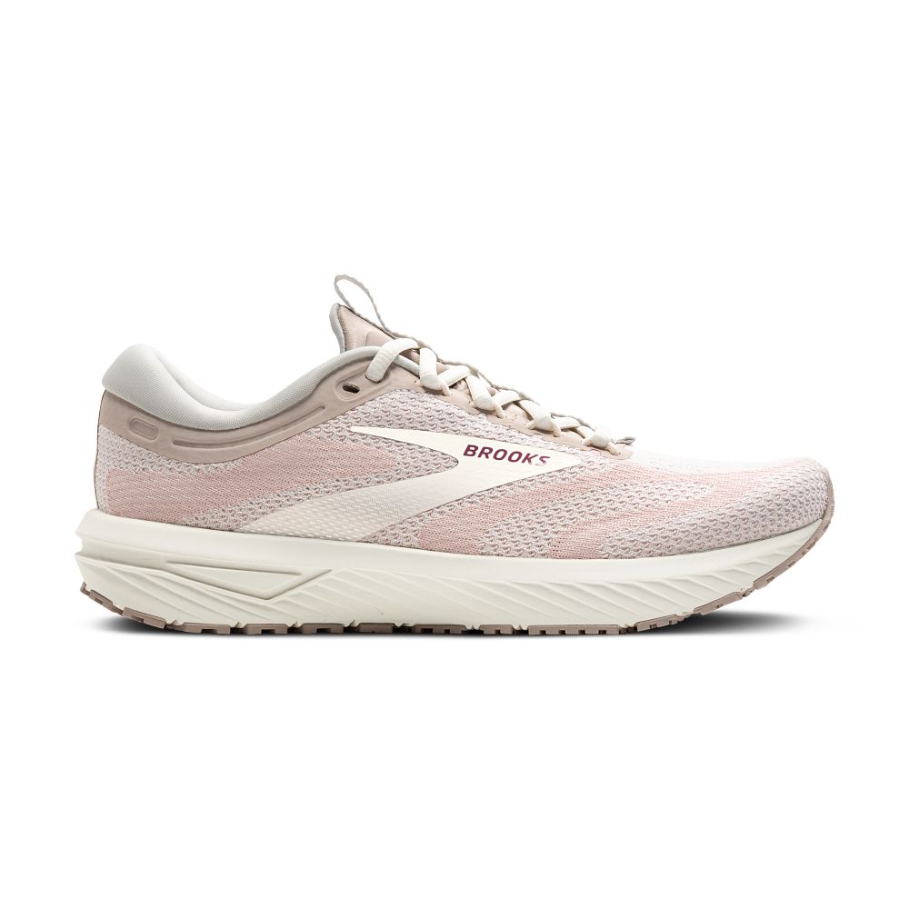 Women's Brooks Revel 7, Coconut/Chateau/Zephyr, 7.5 B Medium — RELAY