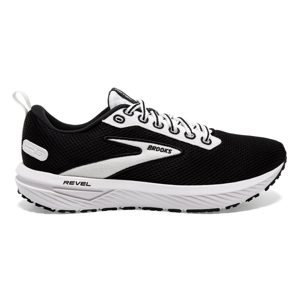 Women's Brooks Revel 6, Black/White, 8 B Medium — RELAY